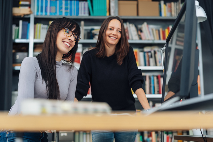 Library assistants and clerks | EducationPlannerBC