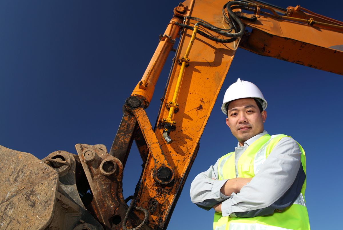 Heavy equipment operators | EducationPlannerBC